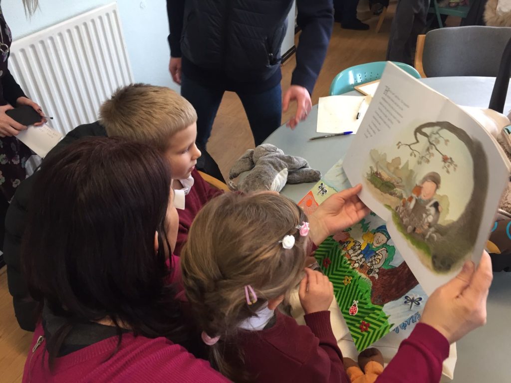 Hug Your Book© Programme – Young Ballymun